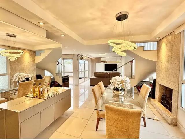 Casa / Sobrado para Venda em Canoas/RS Moinhos De Vento 3 Quartos