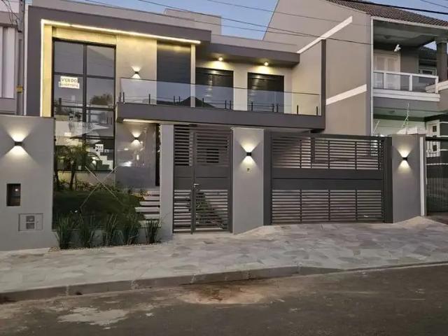 Casa / Sobrado para Venda em Canoas/RS Moinhos De Vento 4 Quartos