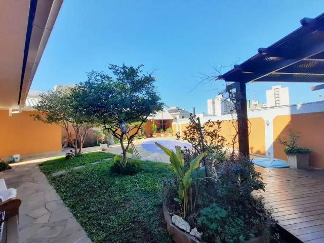 Casa / Sobrado para Venda em Canoas/RS Moinhos De Vento 5 Quartos