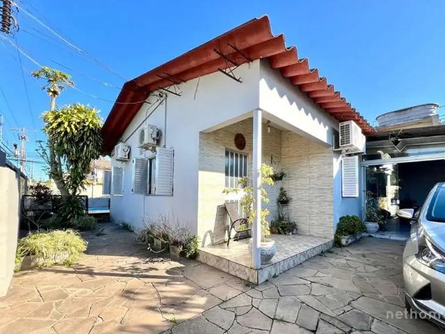 Casa / Sobrado para Venda em Canoas/RS Niterói 2 Quartos