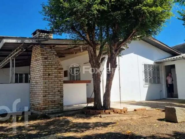 Casa / Sobrado para Venda em Canoas/RS Niterói 3 Quartos