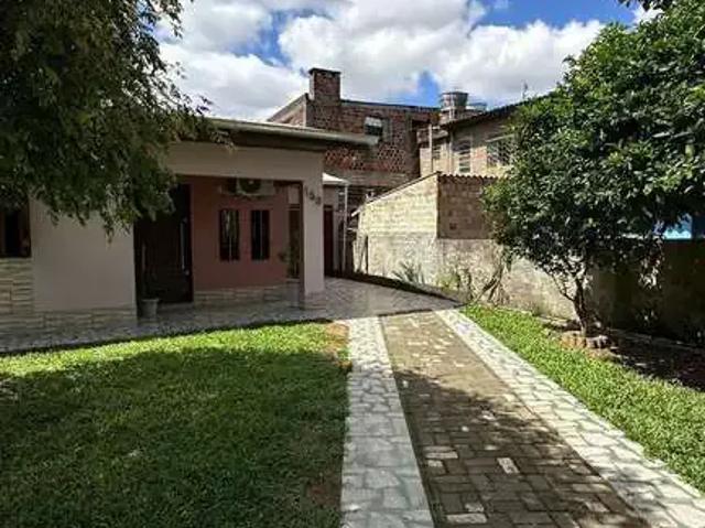 Casa / Sobrado para Venda em Canoas/RS Niterói 3 Quartos