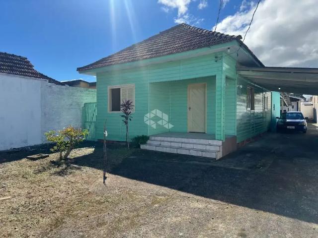 Casa / Sobrado para Venda em Canoas/RS Niterói 3 Quartos