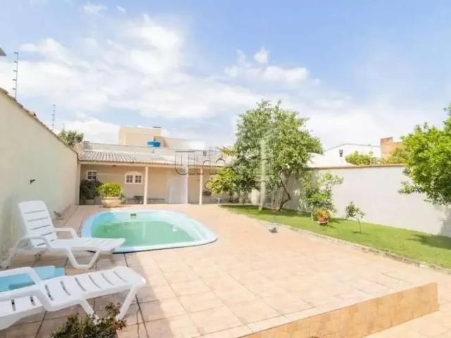 Casa / Sobrado para Venda em Canoas/RS Niterói 3 Quartos
