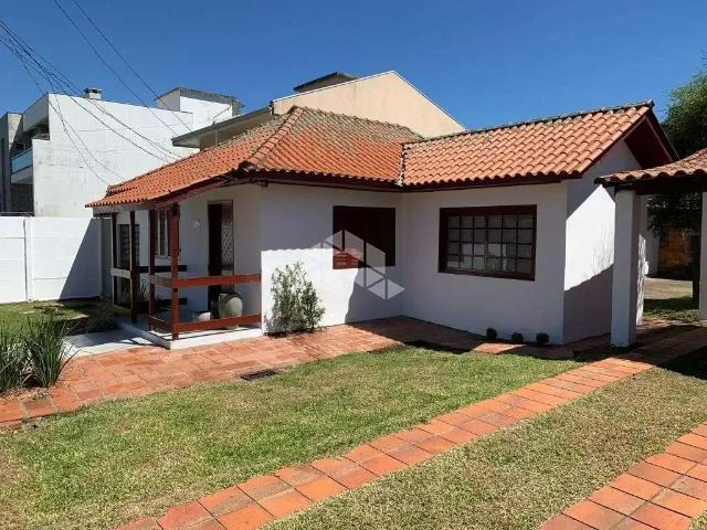 Casa / Sobrado para Venda em Canoas/RS Niterói 3 Quartos