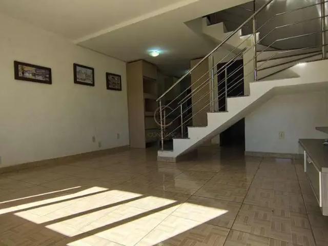 Casa / Sobrado para Venda em Canoas/RS Niterói 3 Quartos