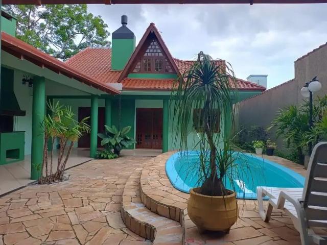 Casa / Sobrado para Venda em Canoas/RS Niterói 3 Quartos