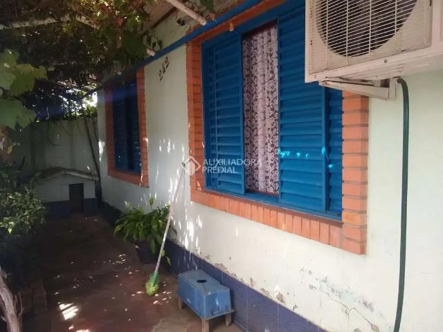 Casa / Sobrado para Venda em Canoas/RS Niterói 3 Quartos