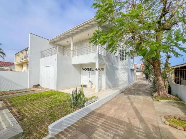 Casa / Sobrado para Venda em Canoas/RS Niterói 4 Quartos
