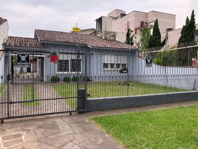 Casa / Sobrado para Venda em Canoas/RS Niterói 4 Quartos