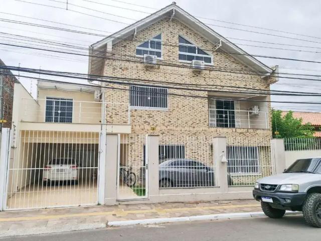 Casa / Sobrado para Venda em Canoas/RS Niterói 4 Quartos