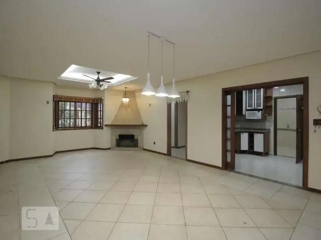 Casa / Sobrado para Venda em Canoas/RS Niterói 5 Quartos