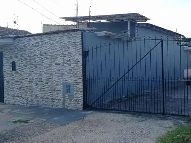 Casa / Sobrado para Venda em Canoas/RS Niterói 5 Quartos