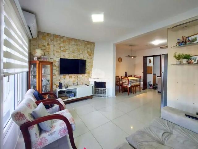 Casa / Sobrado para Venda em Canoas/RS Nossa Senhora das Graças 3 Quartos