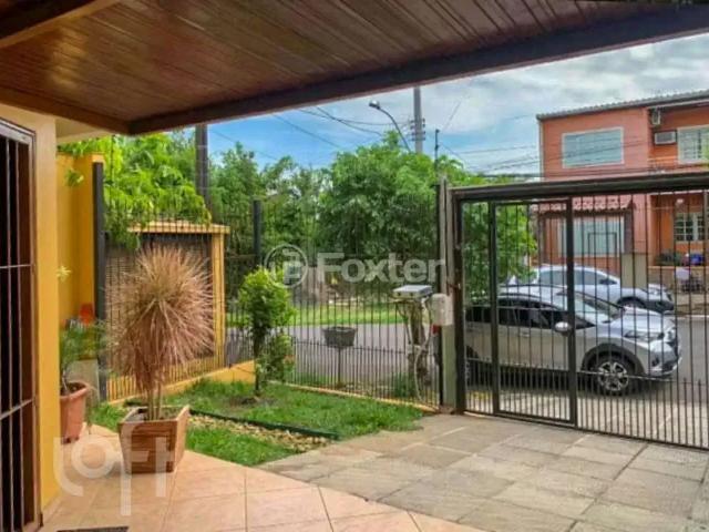 Casa / Sobrado para Venda em Canoas/RS Nossa Senhora das Graças 3 Quartos