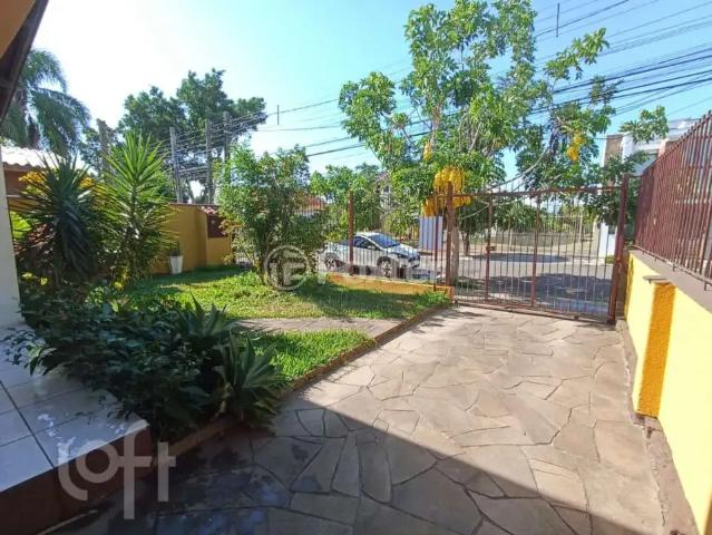Casa / Sobrado para Venda em Canoas/RS Nossa Senhora das Graças 3 Quartos