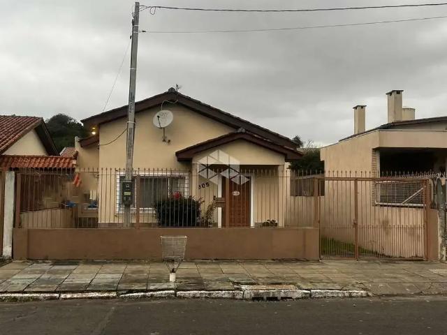 Casa / Sobrado para Venda em Canoas/RS Nossa Senhora das Graças 3 Quartos