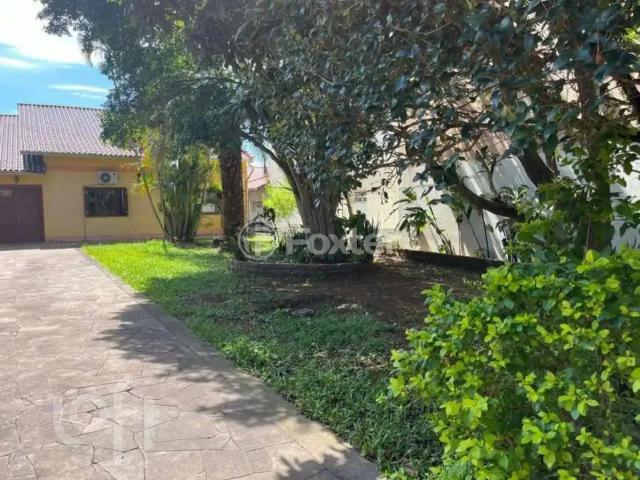 Casa / Sobrado para Venda em Canoas/RS Nossa Senhora das Graças 2 Quartos