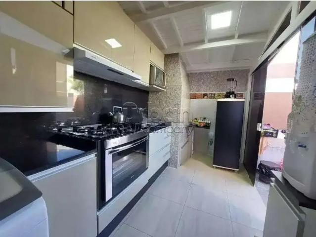Casa / Sobrado para Venda em Canoas/RS Nossa Senhora das Graças 2 Quartos