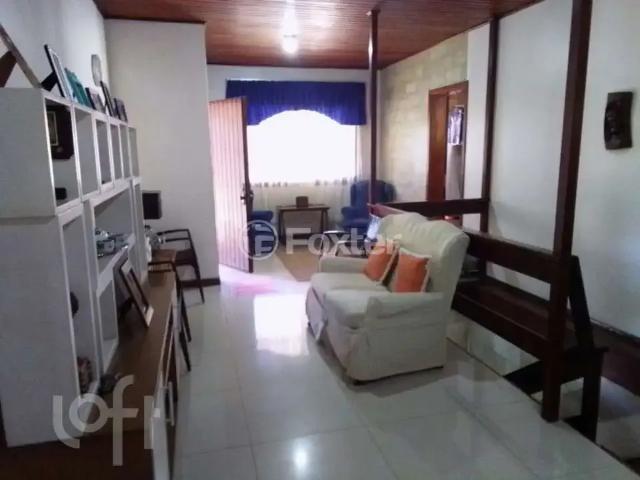 Casa / Sobrado para Venda em Canoas/RS Nossa Senhora das Graças 5 Quartos