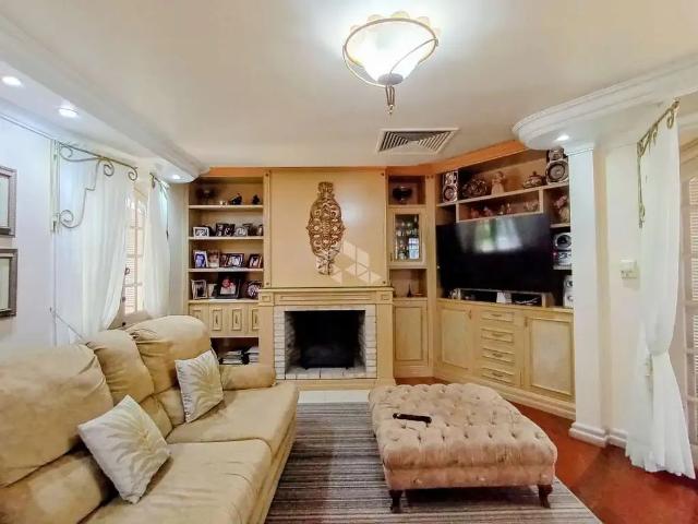 Casa / Sobrado para Venda em Canoas/RS Nossa Senhora das Graças 6 Quartos