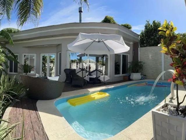 Casa / Sobrado para Venda em Canoas/RS Olaria 3 Quartos