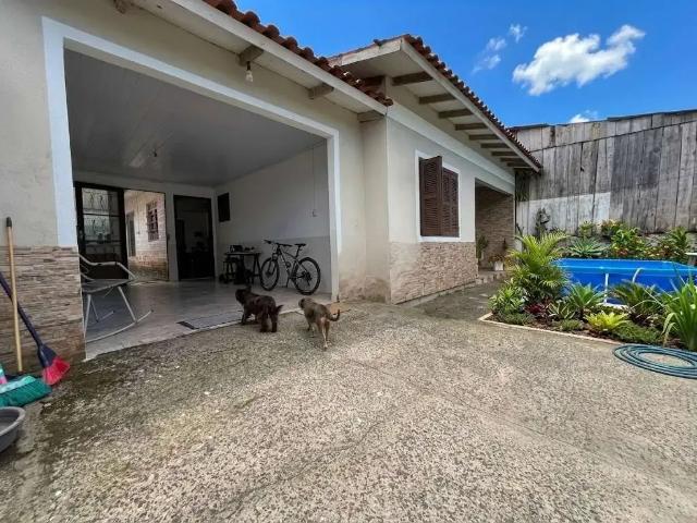 Casa / Sobrado para Venda em Canoas/RS Olaria 3 Quartos