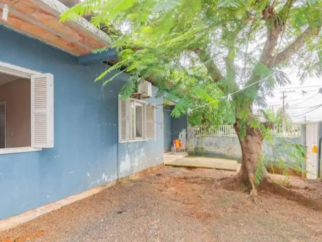 Casa / Sobrado para Venda em Canoas/RS Olaria 3 Quartos