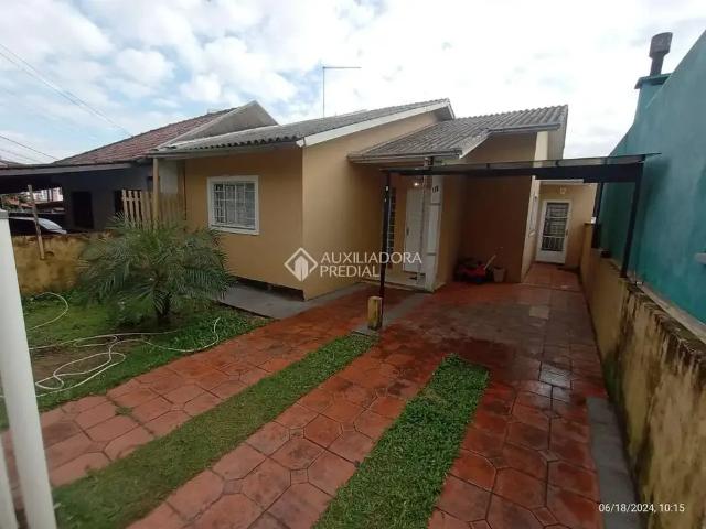 Casa / Sobrado para Venda em Canoas/RS Olaria 3 Quartos