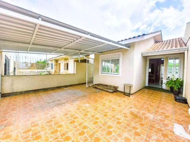 Casa / Sobrado para Venda em Canoas/RS Olaria 3 Quartos