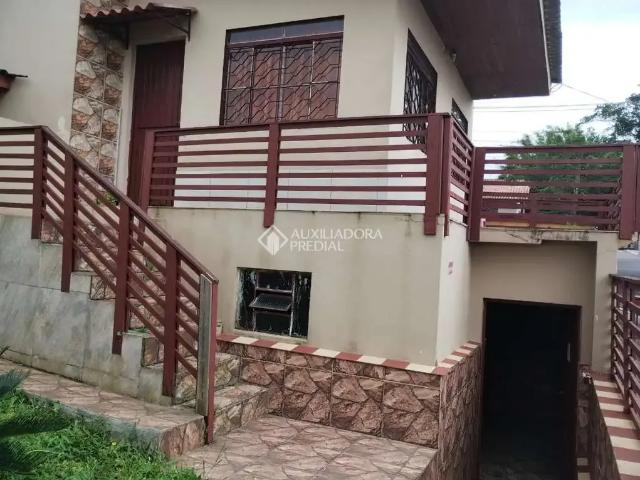 Casa / Sobrado para Venda em Canoas/RS Olaria 3 Quartos
