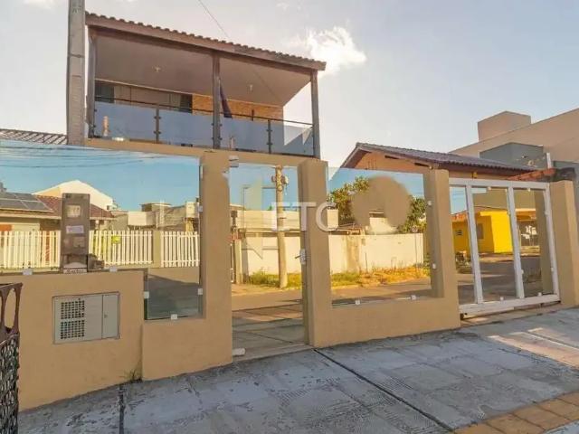 Casa / Sobrado para Venda em Canoas/RS Olaria 3 Quartos