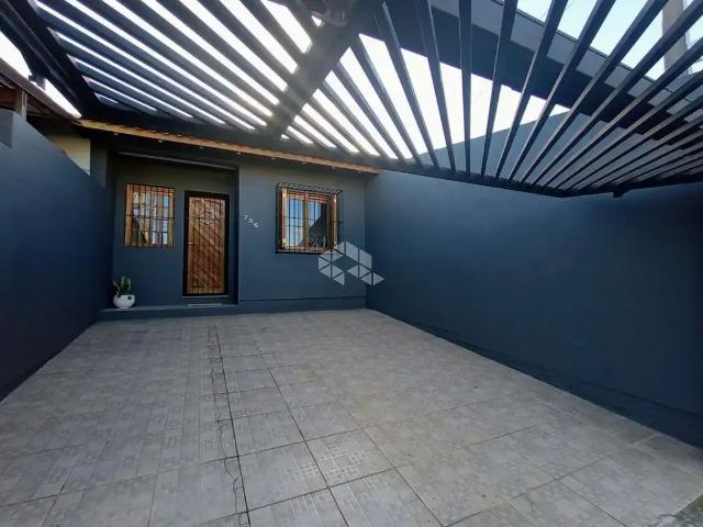 Casa / Sobrado para Venda em Canoas/RS Olaria 2 Quartos