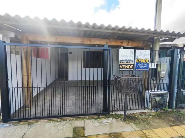 Casa / Sobrado para Venda em Canoas/RS Olaria 2 Quartos