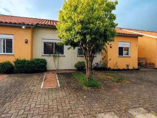 Casa / Sobrado para Venda em Canoas/RS Olaria 2 Quartos