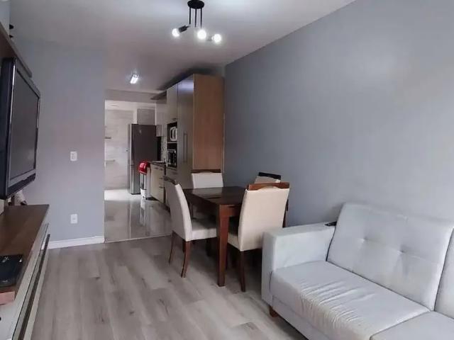 Casa / Sobrado para Venda em Canoas/RS Olaria 2 Quartos