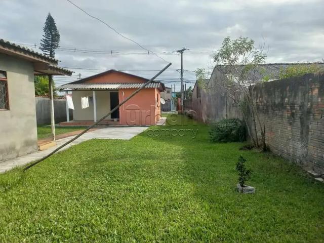 Casa / Sobrado para Venda em Canoas/RS Olaria 2 Quartos