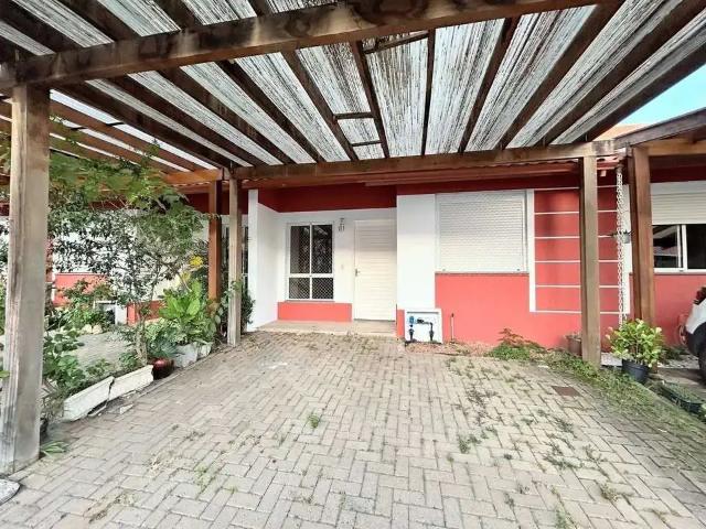 Casa / Sobrado para Venda em Canoas/RS Olaria 2 Quartos