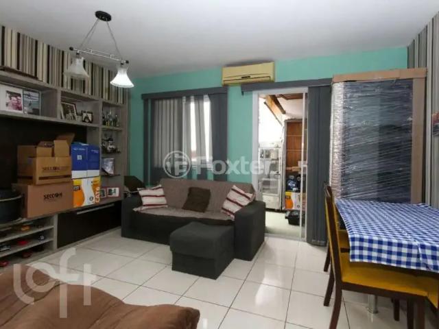 Casa / Sobrado para Venda em Canoas/RS Olaria 2 Quartos