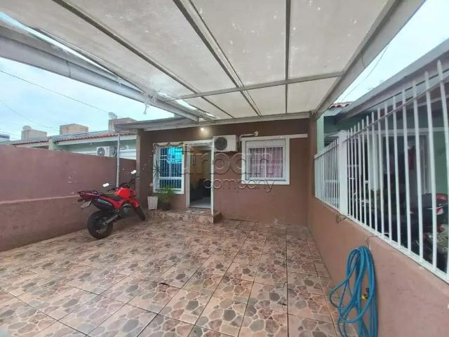 Casa / Sobrado para Venda em Canoas/RS Olaria 2 Quartos