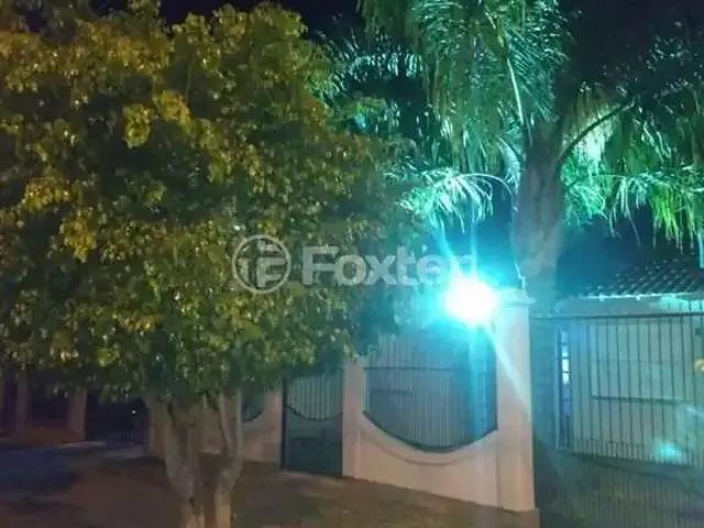 Casa / Sobrado para Venda em Canoas/RS Olaria 2 Quartos