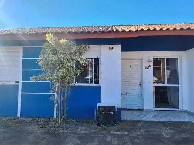 Casa / Sobrado para Venda em Canoas/RS Olaria 2 Quartos