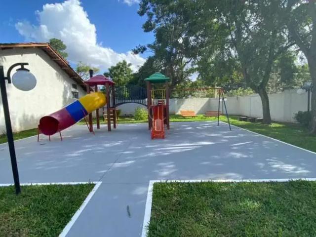 Casa / Sobrado para Venda em Canoas/RS Olaria 2 Quartos