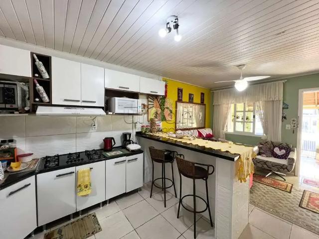 Casa / Sobrado para Venda em Canoas/RS Olaria 2 Quartos