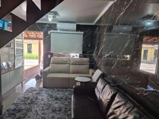 Casa / Sobrado para Venda em Canoas/RS Rio Branco 2 Quartos