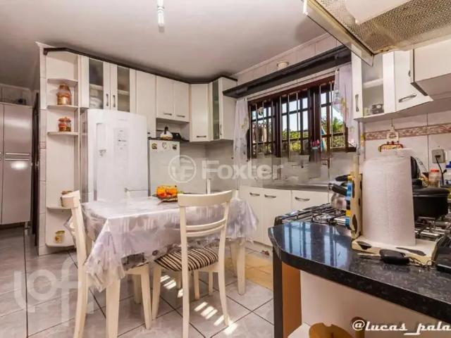 Casa / Sobrado para Venda em Canoas/RS Rio Branco 3 Quartos