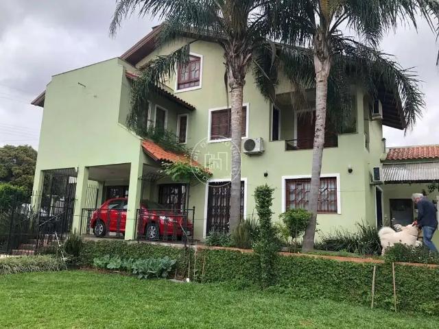 Casa / Sobrado para Venda em Canoas/RS São José 4 Quartos