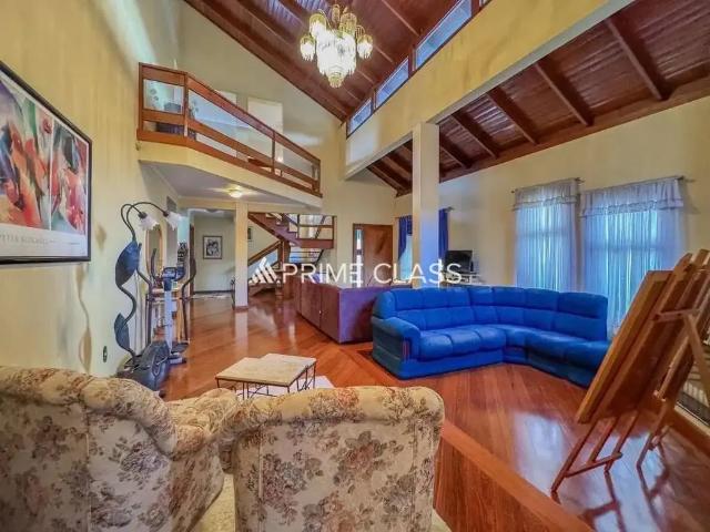 Casa / Sobrado para Venda em Canoas/RS São José 4 Quartos