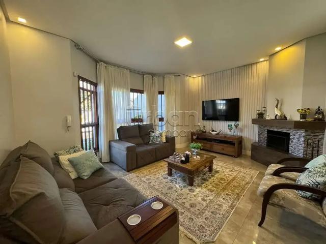 Casa / Sobrado para Venda em Canoas/RS São José 4 Quartos