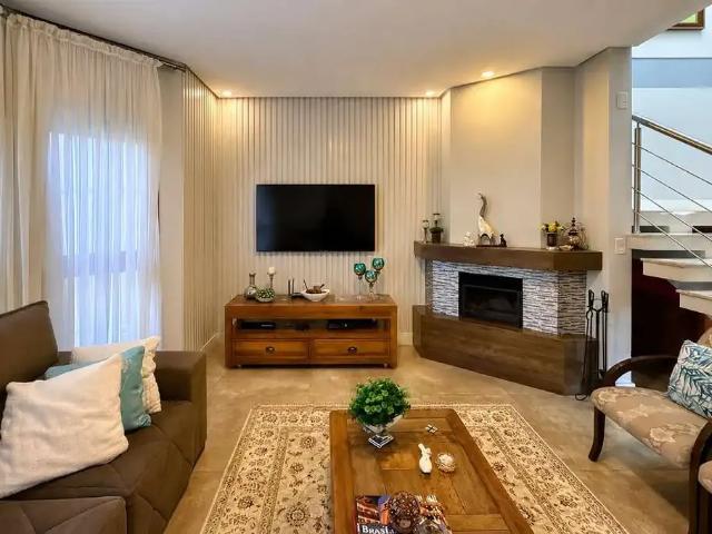 Casa / Sobrado para Venda em Canoas/RS São José 4 Quartos
